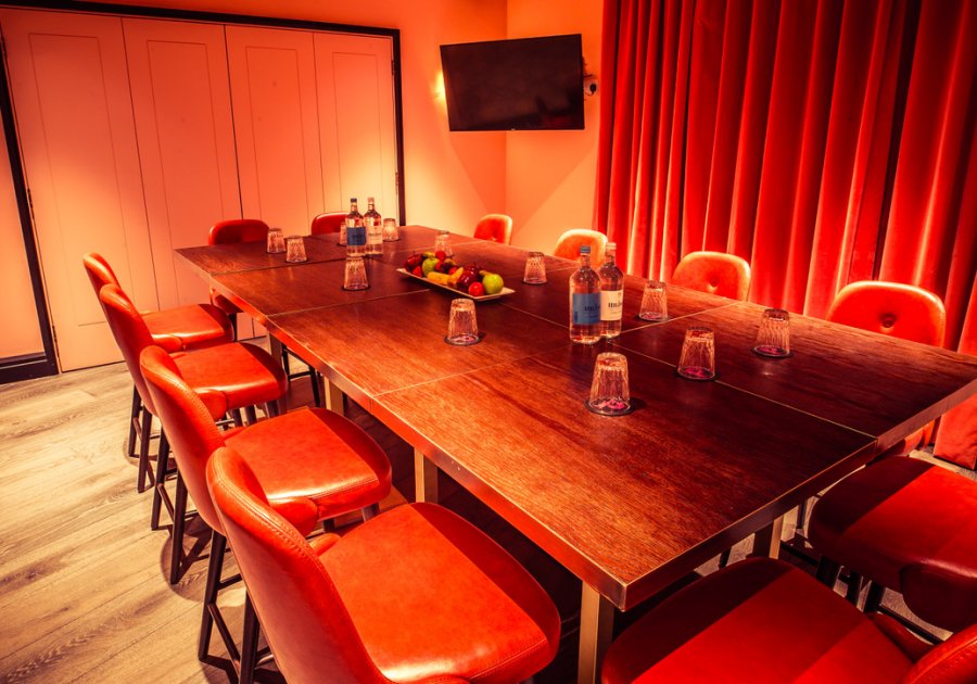 Puttshack Bank - The Collection Events - London Venue